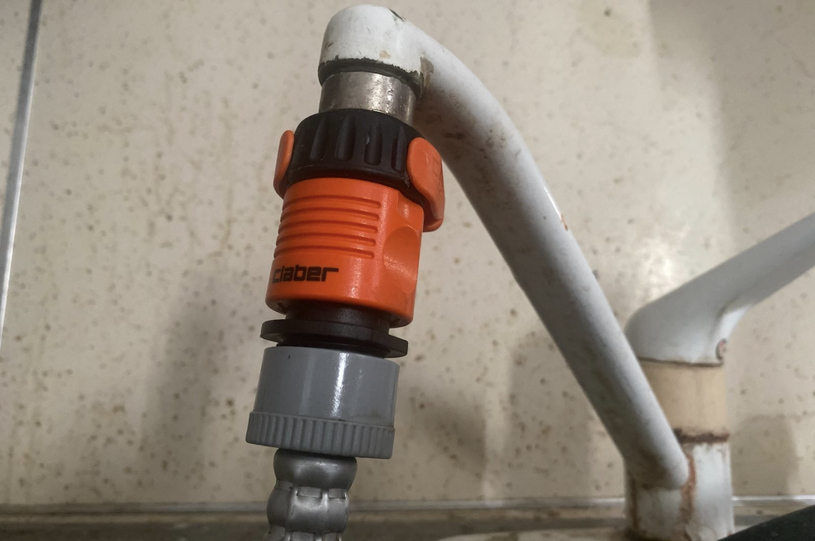 (Review) Claber 8587 Quick-Fit Tap Connector Set Indoor Faucet Adapter ...